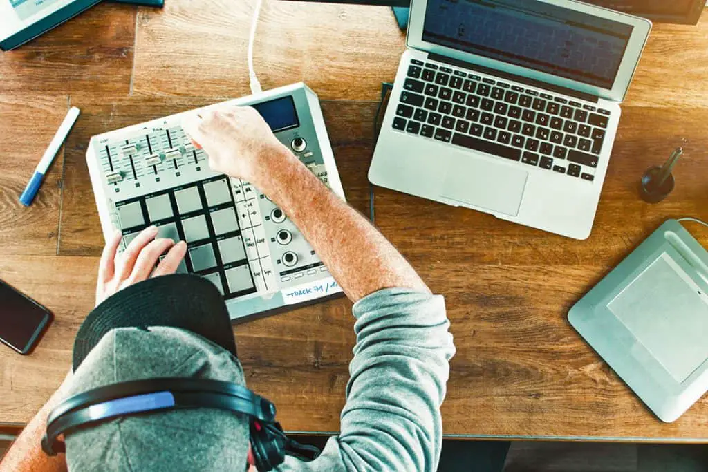 Cubase vs Pro Tools - Which is Best in 2021? | TSP